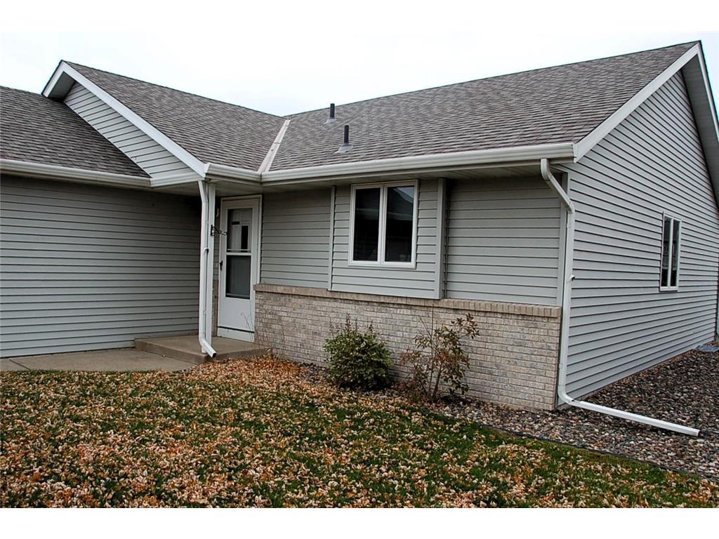 10 Pine Tree Court, Sartell, MN, 56377 | MLS: 7760721 | Edina Realty