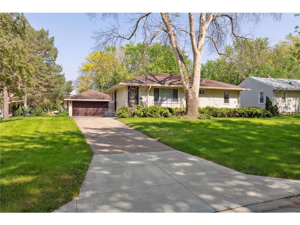 100 Ferndale Street N, Maplewood, MN, 55119 | MLS: 6378791 | Edina Realty