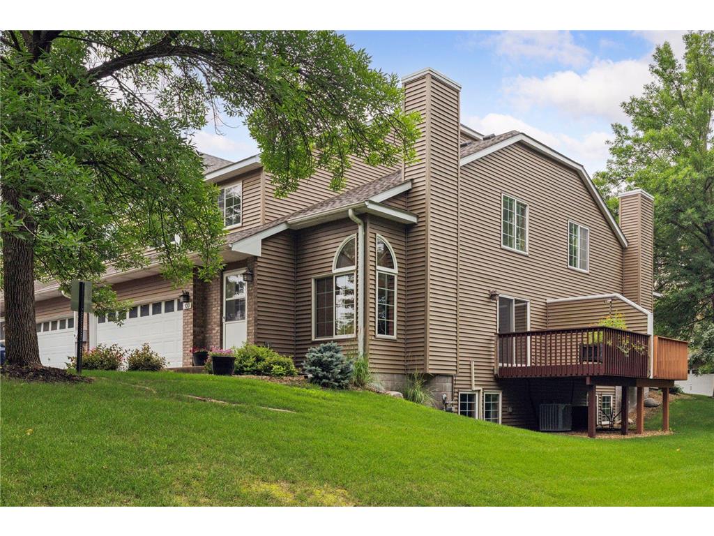 100 Primrose Court, Vadnais Heights, MN, 55127 | MLS: 6778755 | Edina ...