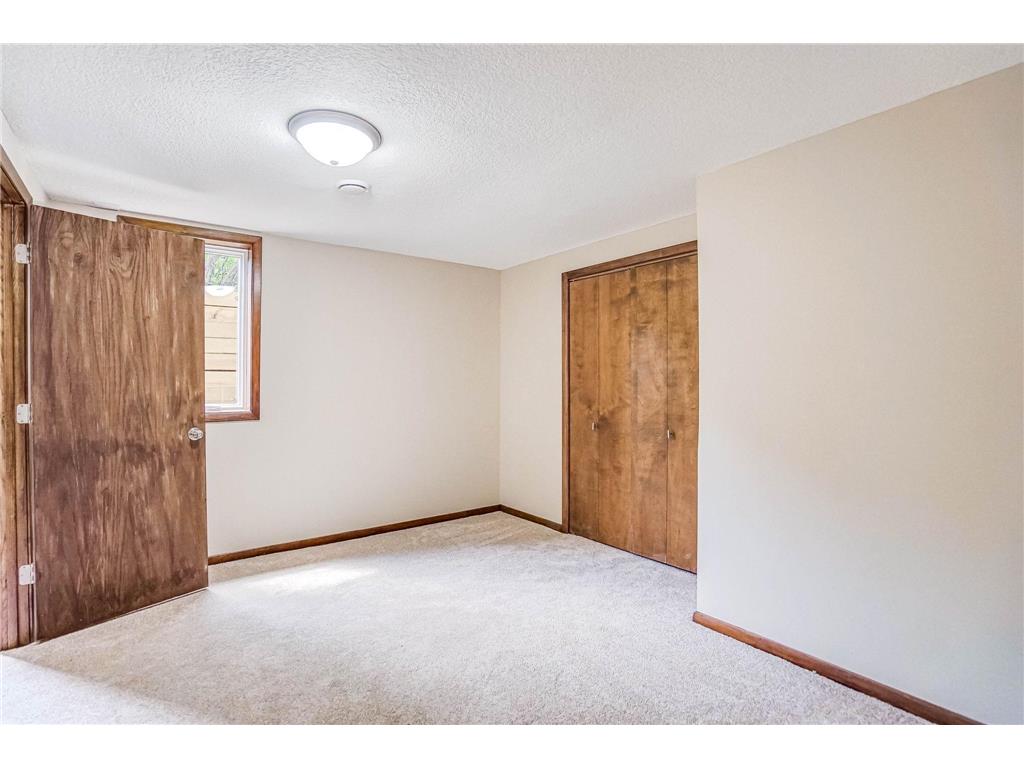 1000 Winston Circle, Mendota Heights, MN, 55118 | MLS: 6788134 | Edina Realty