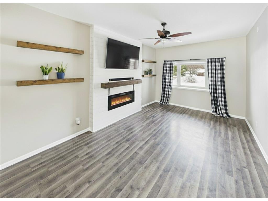 1004 Dale Street, Saint Joseph, MN, 56374 | MLS: 7013538 | Edina Realty