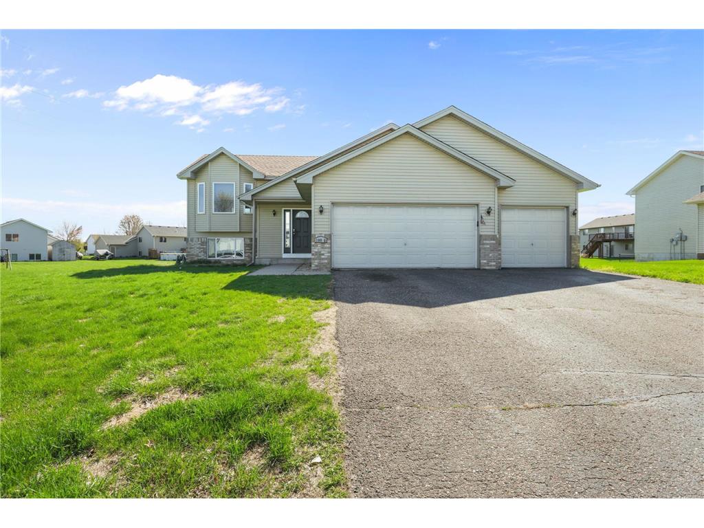 10056 Prescott Drive, Monticello, MN, 55362 | MLS: 6646782 | Edina Realty