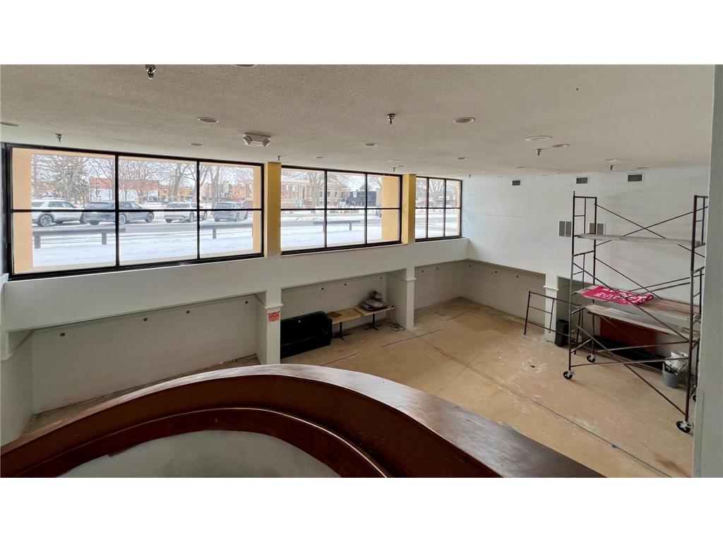 101 Main Street S #100, Hutchinson, MN, 55350 | MLS: 6648868 | Edina Realty