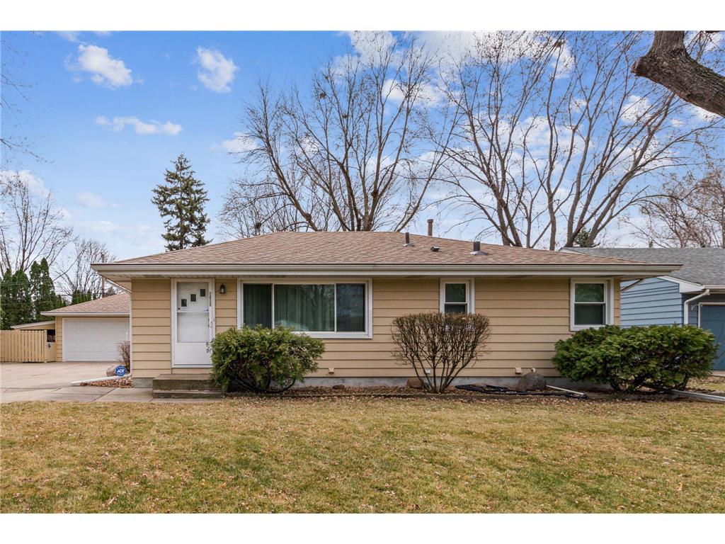 1010 Hathaway Lane NE, Fridley, MN, 55432 | MLS: 6511636 | Edina Realty