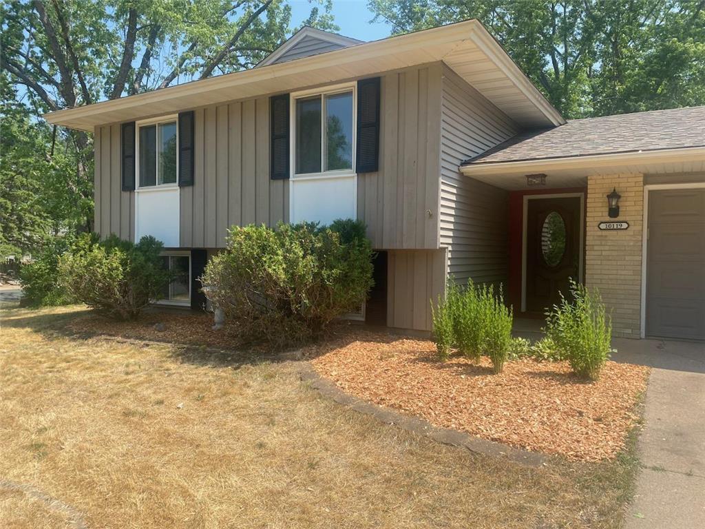 10119 Quinn Street NW, Coon Rapids, MN, 55433 | MLS: 6343465 | Edina Realty