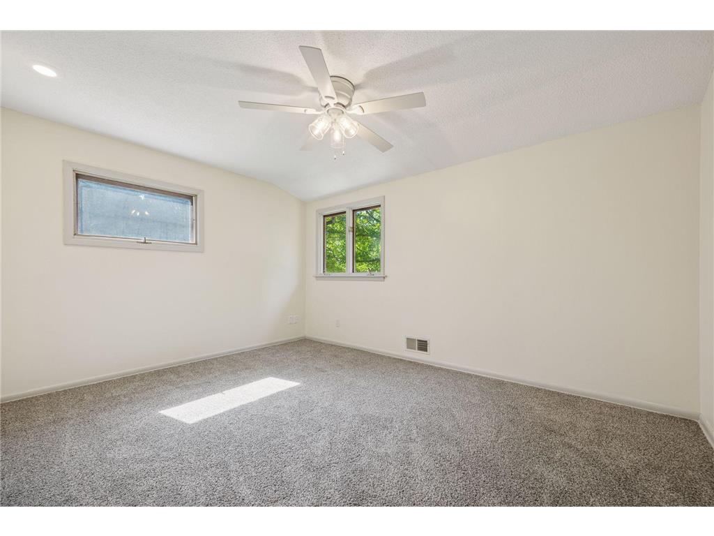 1013 Kenwood Parkway, Minneapolis, MN, 55403 | MLS: 6757514 | Edina Realty