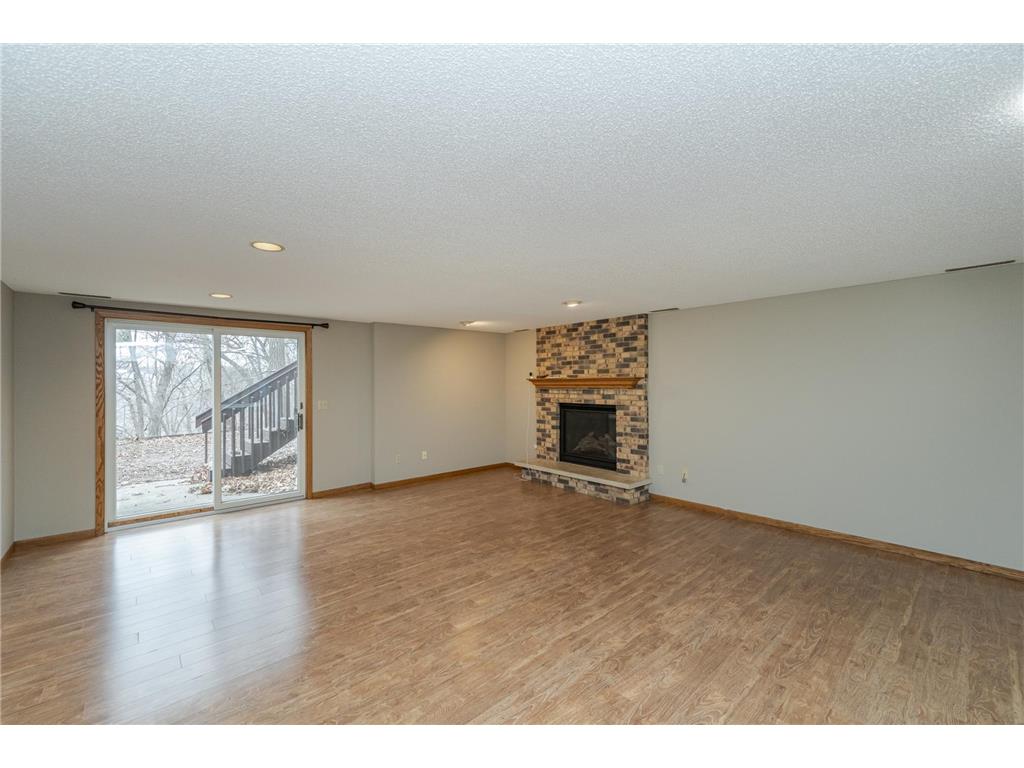 1019 High Meadow Lane SW, Rochester, MN, 55902 | MLS: 8124115 | Edina ...