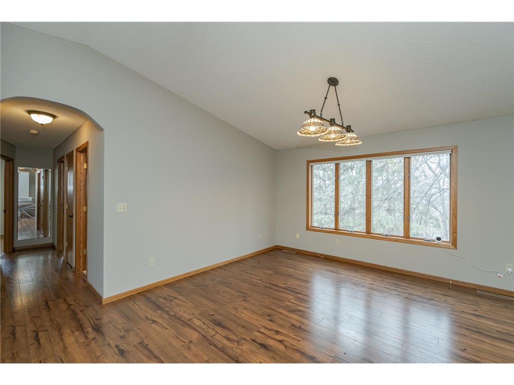 1019 High Meadow Lane SW, Rochester, MN, 55902 | MLS: 8124115 | Edina ...