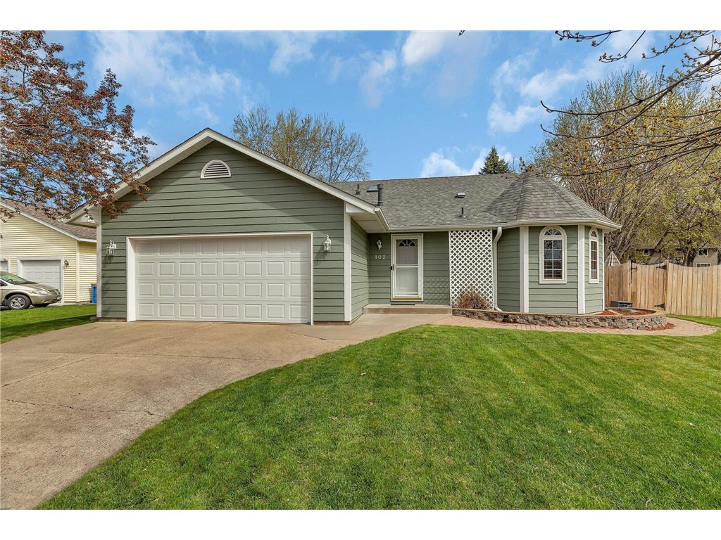 102 Grand Avenue NE, Saint Michael, MN, 55376 | MLS: 6715130 | Edina Realty