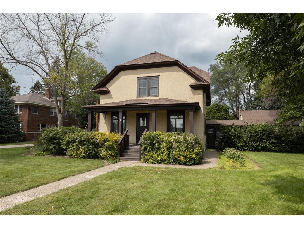 102 Main Street W, Vermillion, MN, 55085 | MLS: 6618188 | Edina Realty