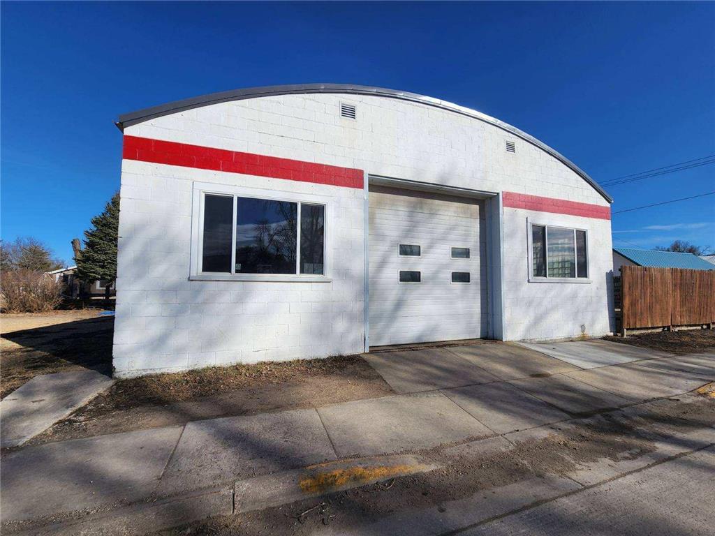 102 West Street N, Vernon Center, MN, 56090 | MLS: 6499546 | Edina Realty