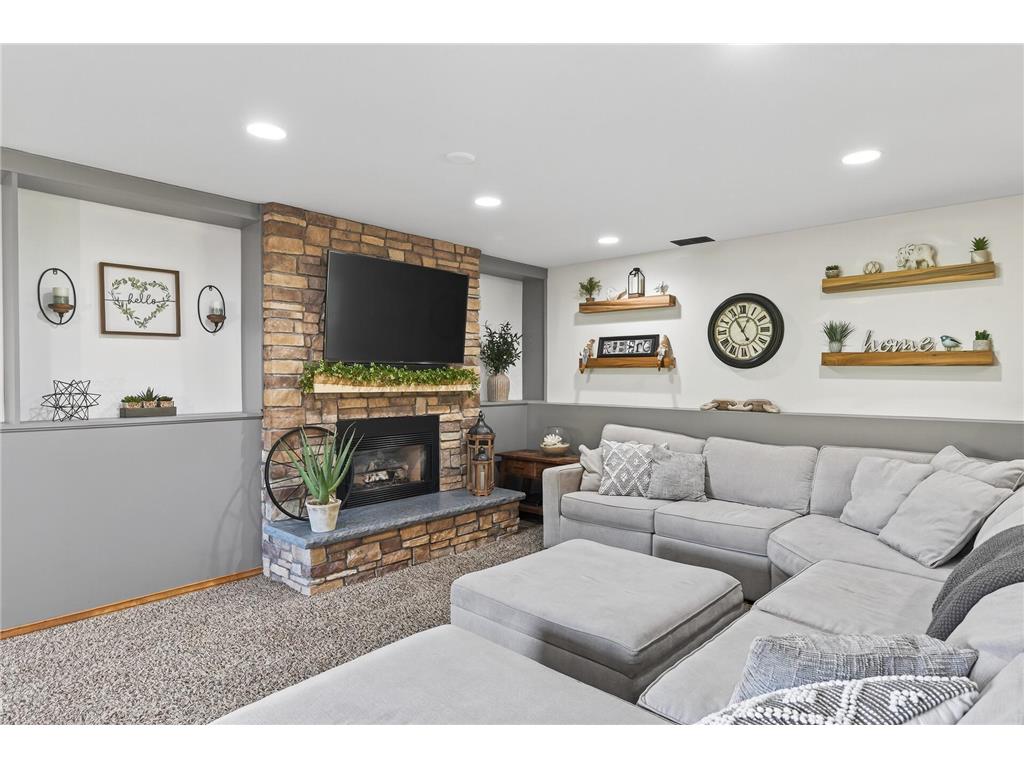 10243 Englewood Drive, Eden Prairie, MN, 55347 | MLS: 6702718 | Edina ...