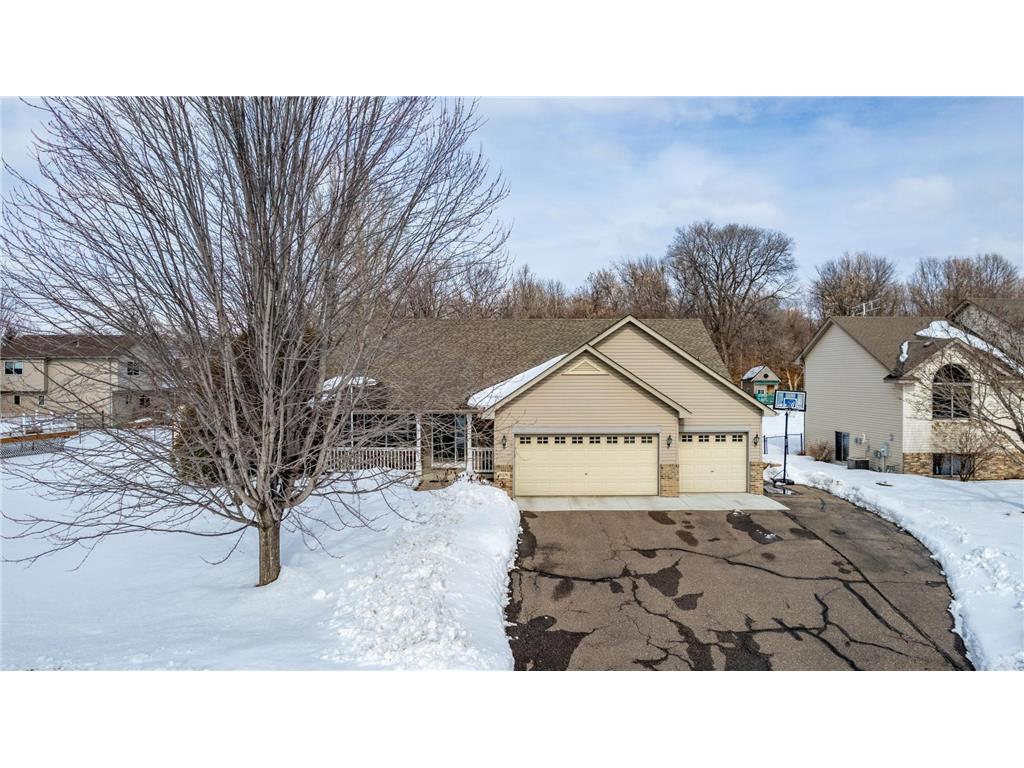 10276 Kali Avenue NE, Albertville, MN, 55301 | MLS: 6333204 | Edina Realty
