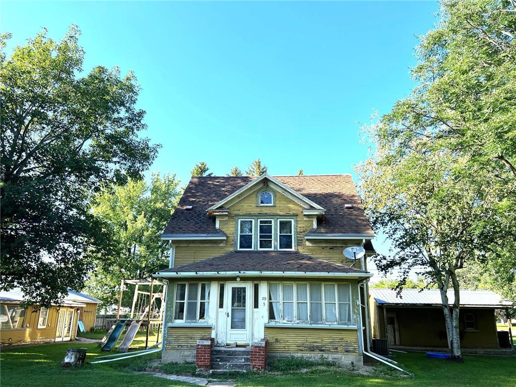 103 2nd Street SE, Geneva, MN, 56035 | MLS: 6255075 | Edina Realty