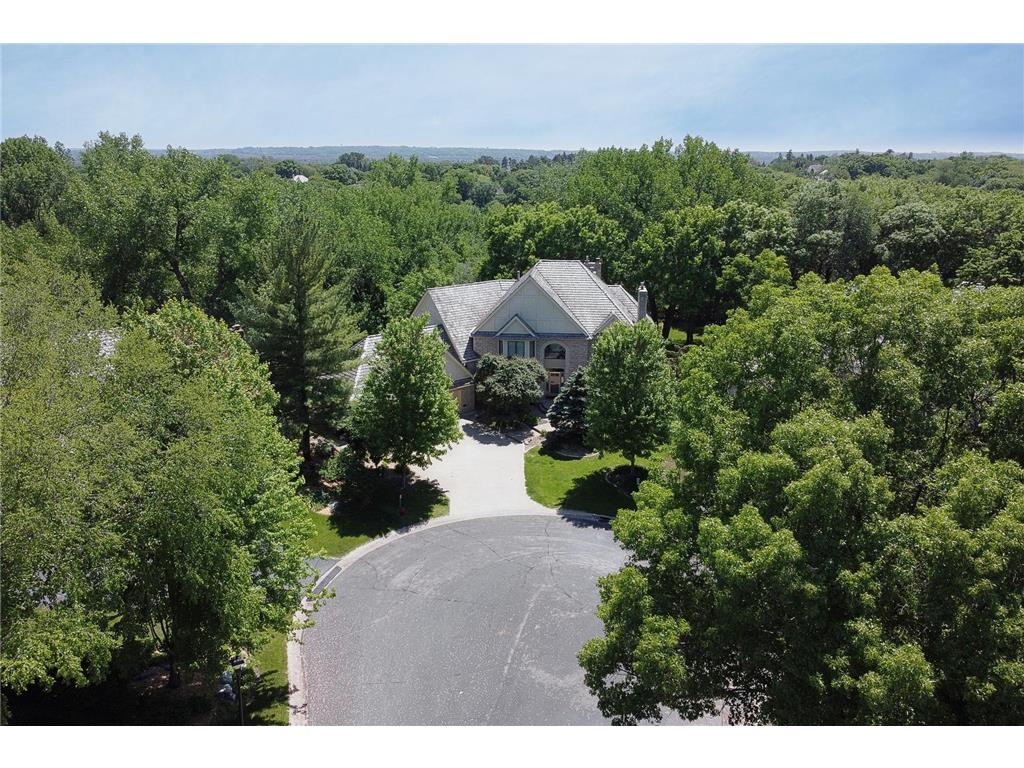 10307 Bucks Way, Eden Prairie, MN, 55347 | MLS: 6348004 | Edina Realty