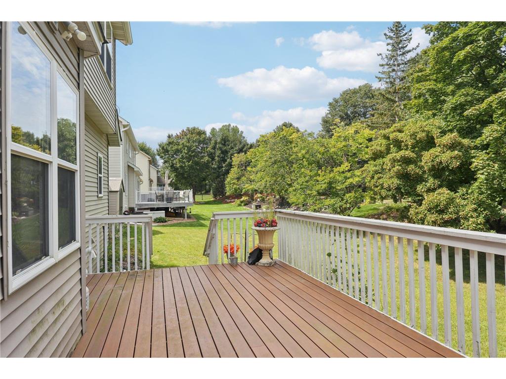 1035 Walnut Ridge Drive, Eagan, MN, 55123 | MLS: 6780953 | Edina Realty
