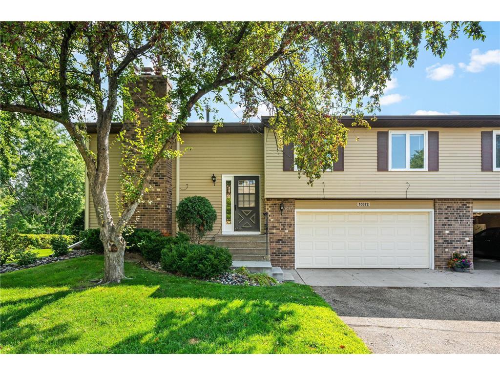 10372 Balsam Lane, Eden Prairie, MN, 55347 | MLS: 6740563 | Edina Realty