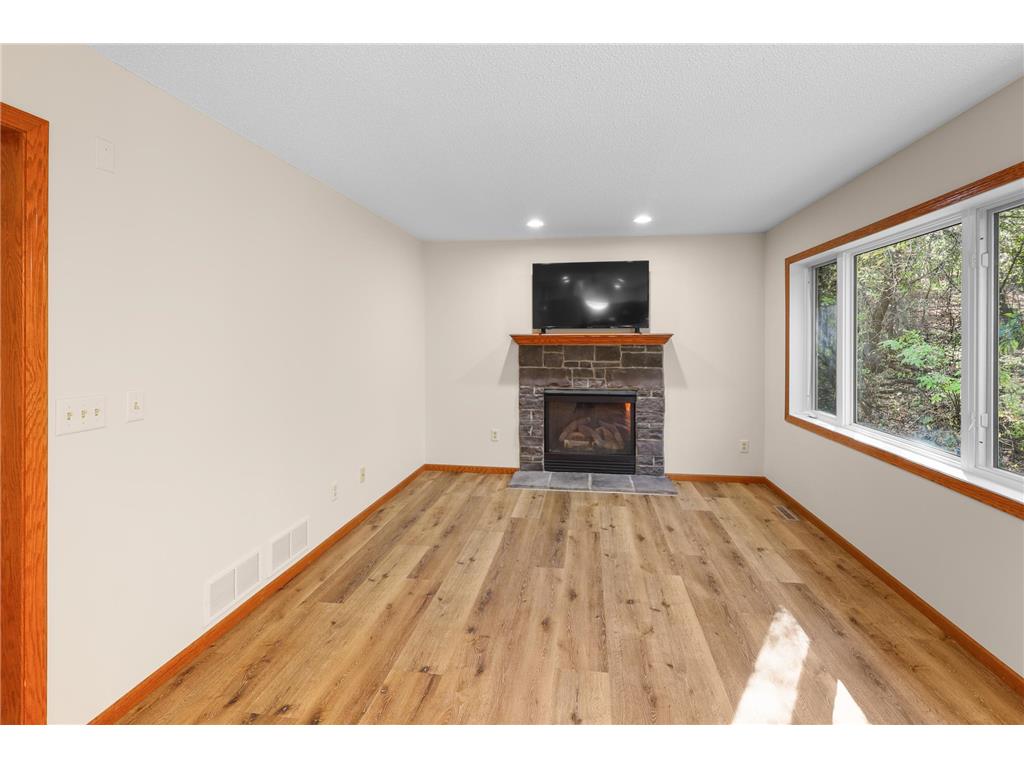 10381 Windrose Curve, Elko New Market, MN, 55020 | MLS: 6807239 | Edina ...