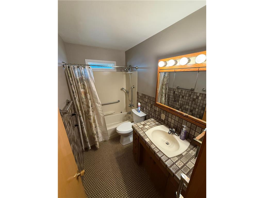 104 2nd Avenue NW, Fairfax, MN, 55332 | MLS: 6765934 | Edina Realty