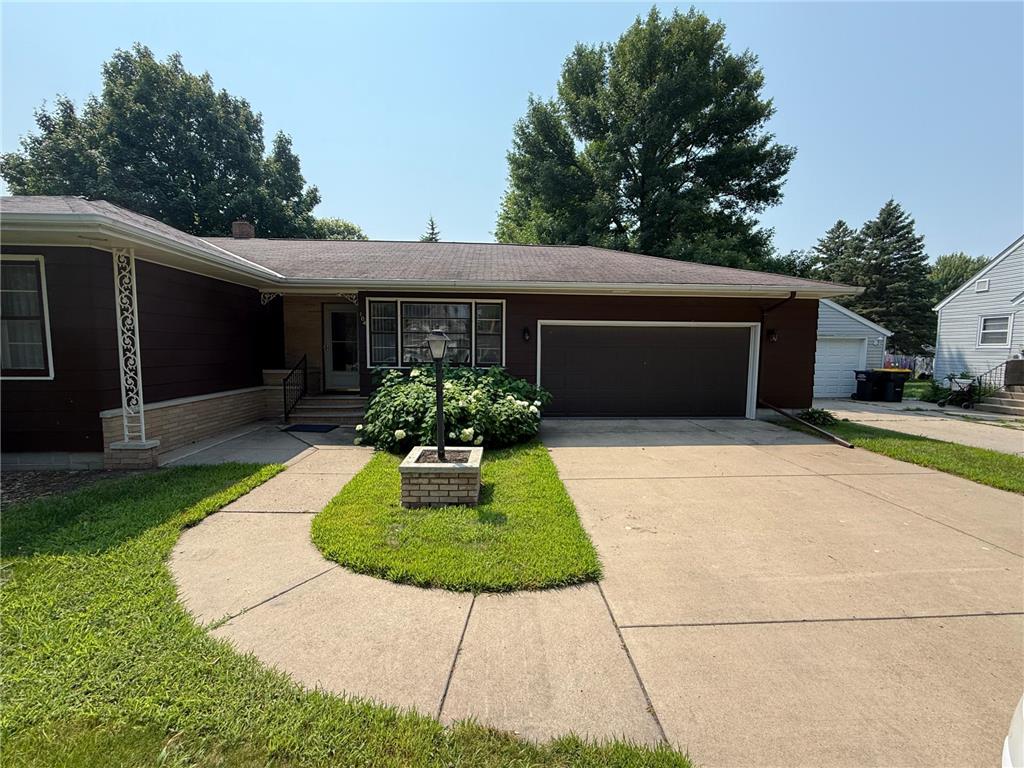 104 2nd Avenue NW, Fairfax, MN, 55332 | MLS: 6765934 | Edina Realty