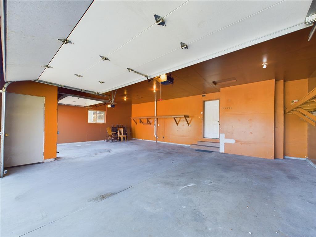 1040 Creekview Lane, Belle Plaine, MN, 56011 | MLS: 6492586 | Edina Realty