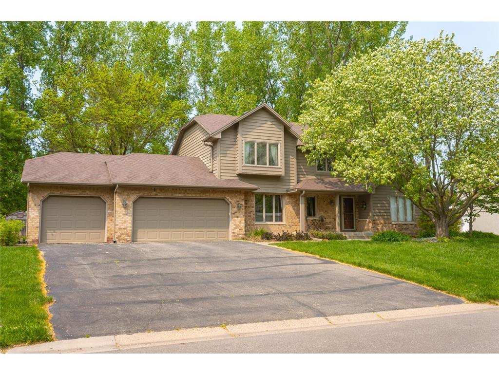 10420 N 31st Avenue, Plymouth, MN, 55441 | MLS: 6372331 | Edina Realty