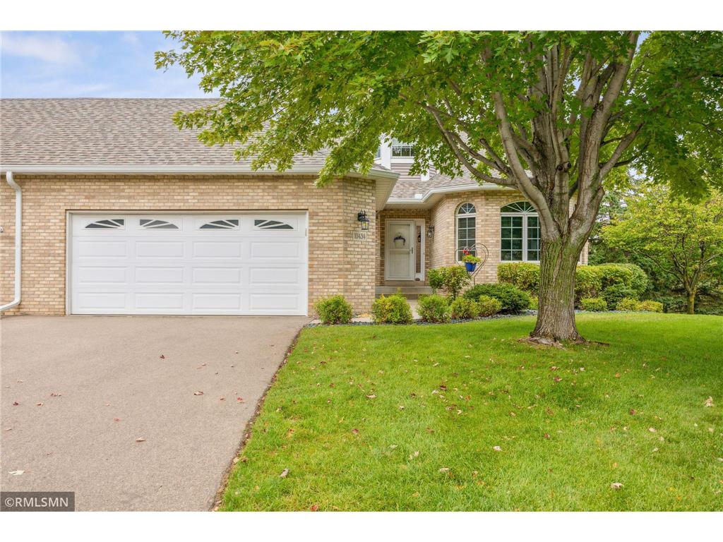 10434 Eagle Pointe Circle, Woodbury, MN, 55129 | MLS: 6431718 | Edina ...