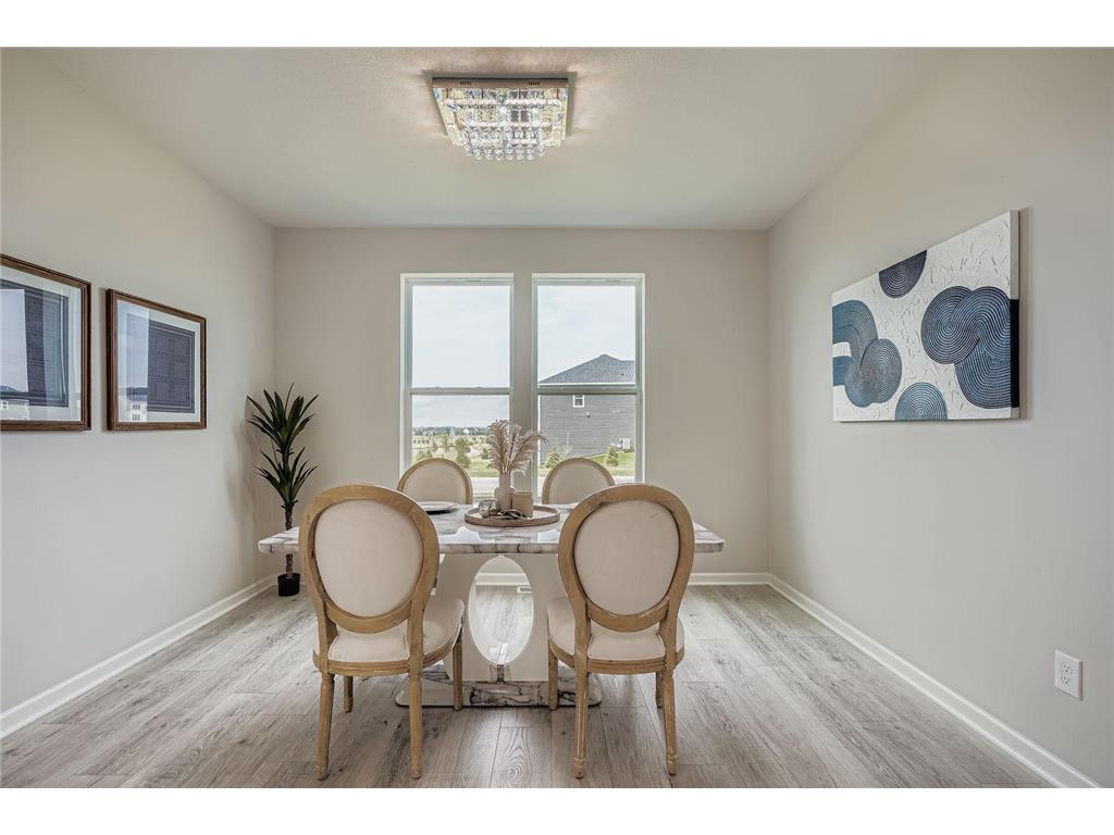 10451 Mcgregor Boulevard, Woodbury, MN, 55129 | MLS: 6769885 | Edina Realty