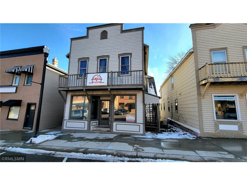 105 W 2nd Street, Chaska, MN, 55318 | MLS: 6491468 | Edina Realty