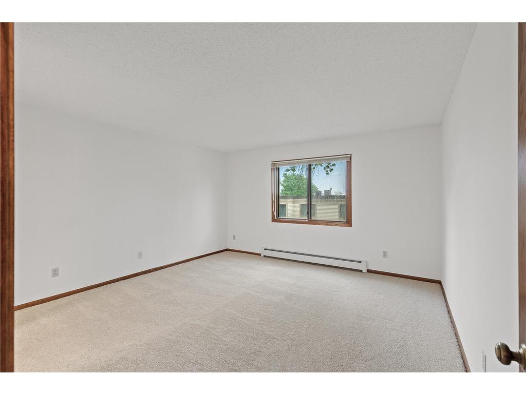 10540 43rd Avenue N #303, Plymouth, MN, 55442 | MLS: 6600408 | Edina Realty