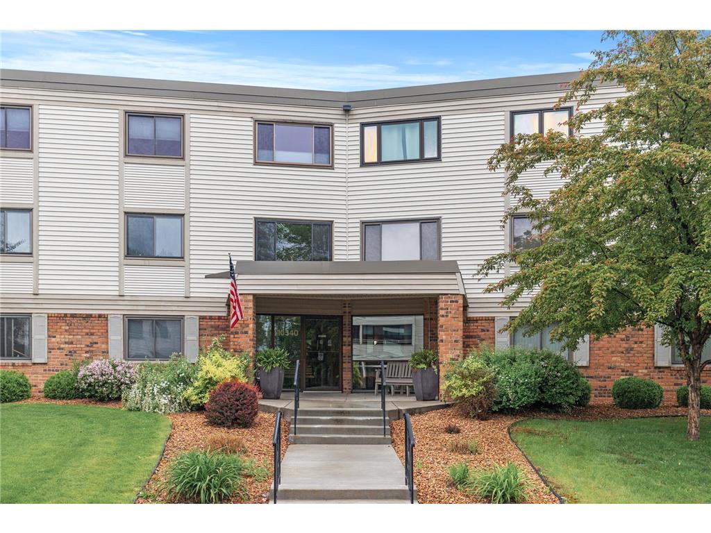 10540 43rd Avenue N #303, Plymouth, MN, 55442 | MLS: 6600408 | Edina Realty