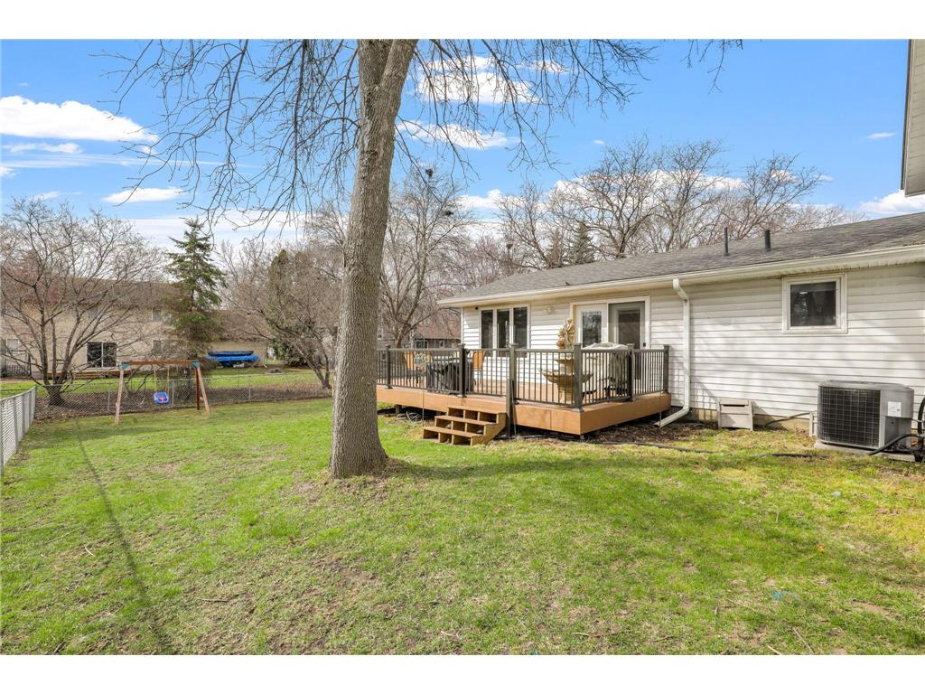 10541 102nd Place N, Maple Grove, MN, 55369 | MLS: 6497995 | Edina Realty