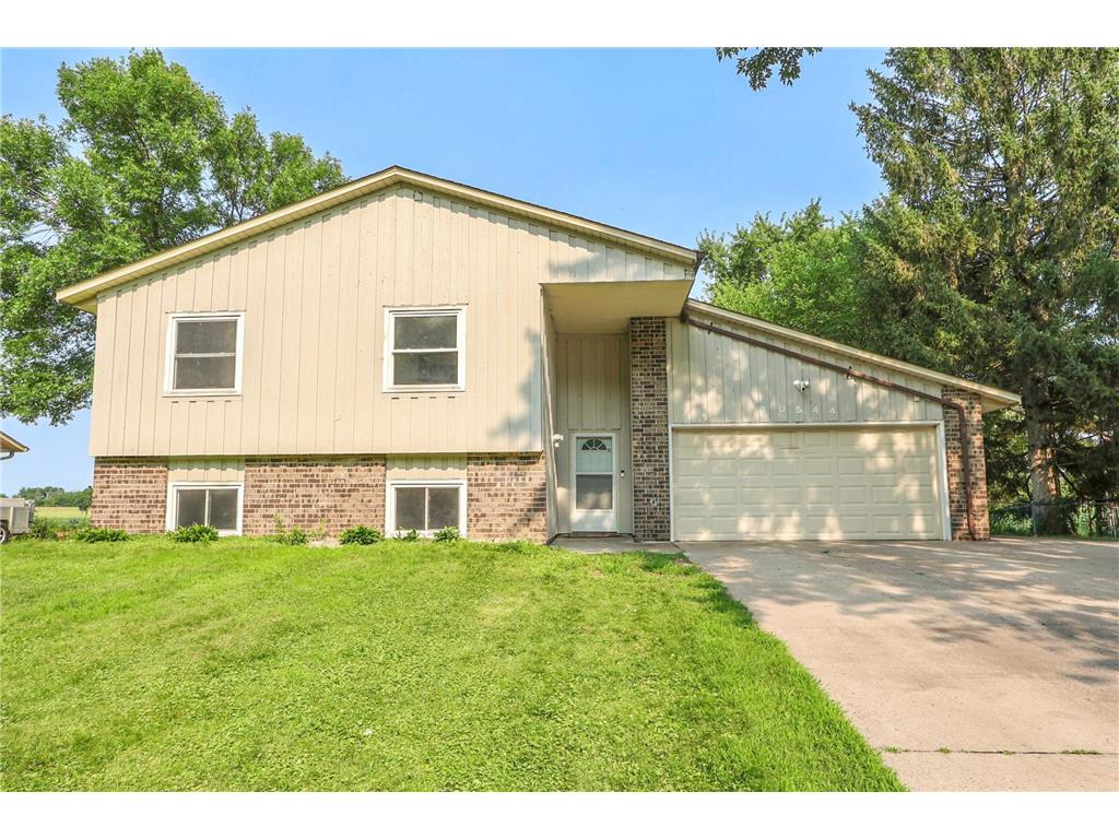 10544 Lancaster Lane N, Maple Grove, MN, 55369 | MLS: 6763808 | Edina ...