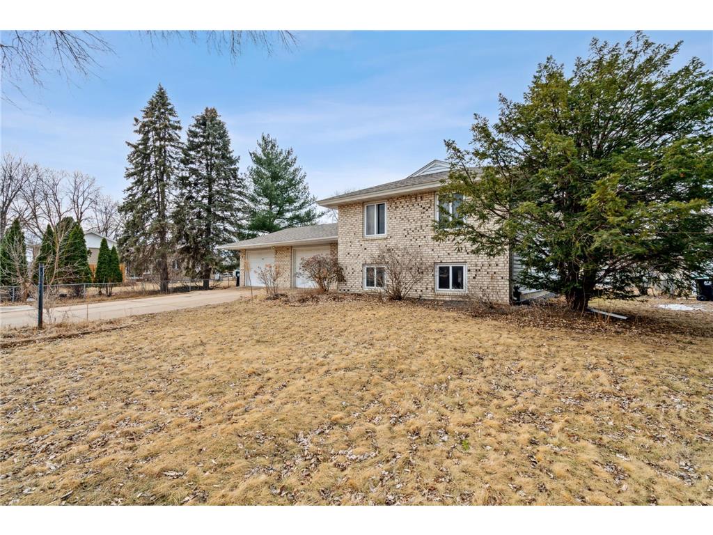 10608 Verdin Street NW, Coon Rapids, MN, 55433 | MLS: 6678115 | Edina ...