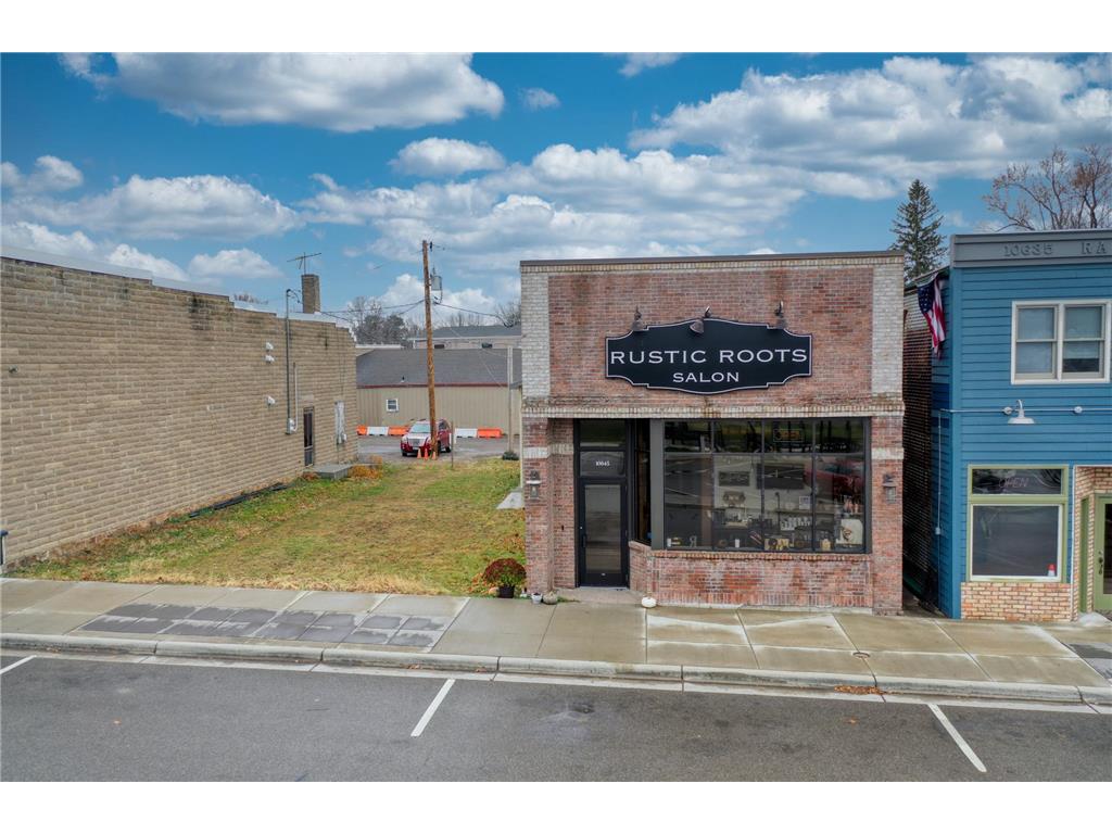 10645 Railroad Avenue, Chisago City, MN, 55013 | MLS: 6631306 | Edina ...