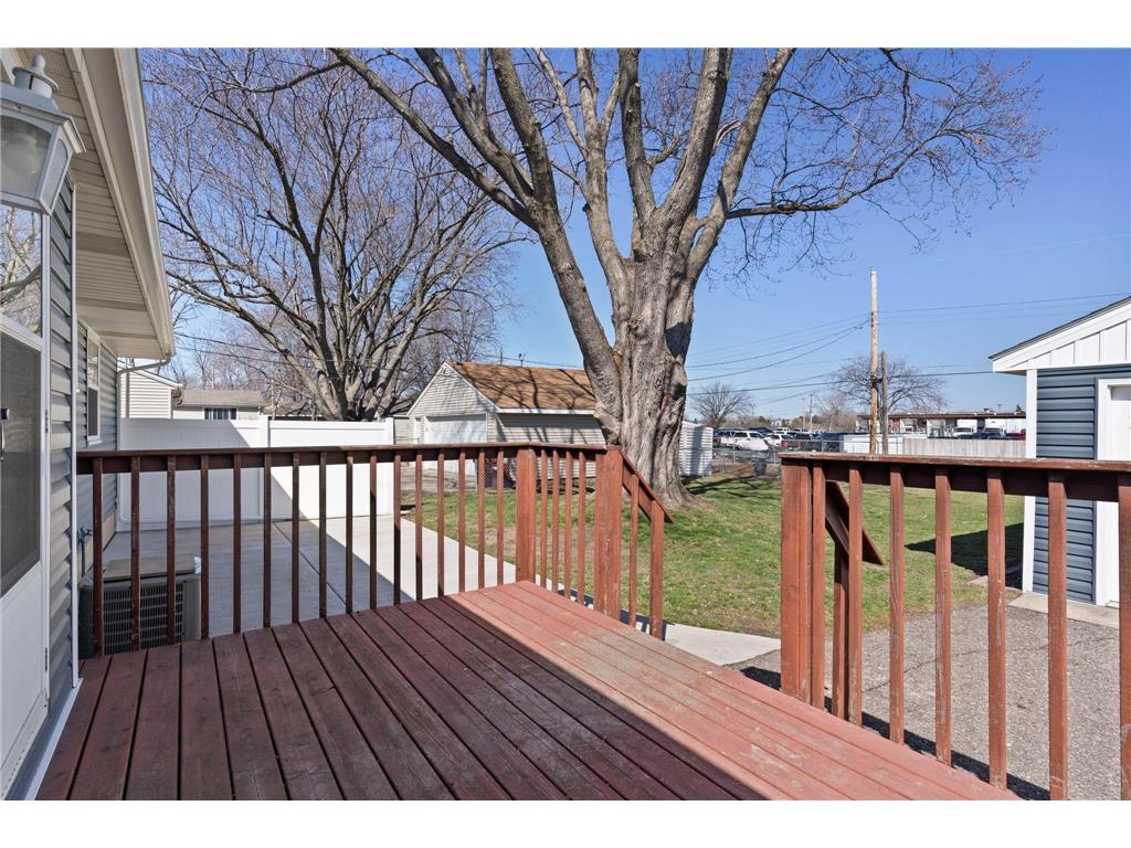 1065 Kenneth Street, Eagan, MN, 55121 | MLS: 6520779 | Edina Realty