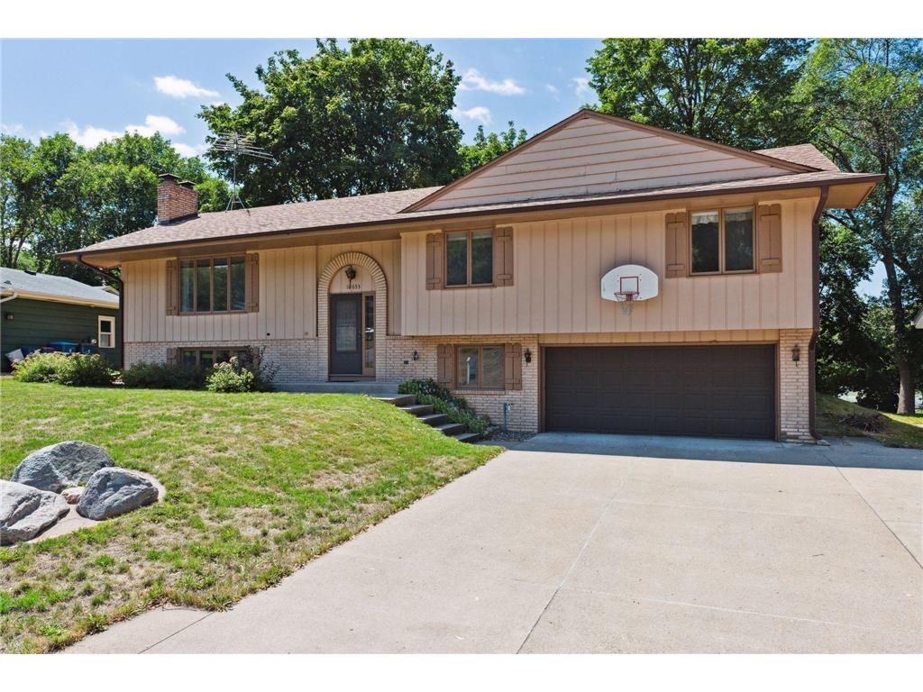 10653 Johnson Road, Bloomington, MN, 55437 | MLS: 6389020 | Edina Realty