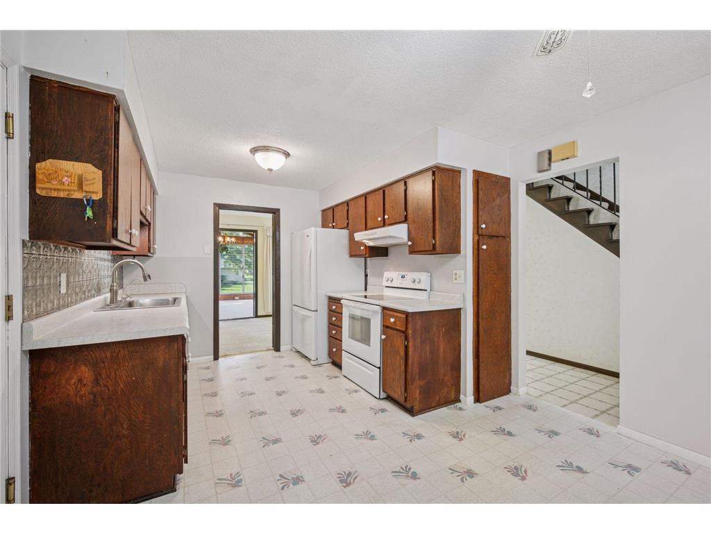 10655 103rd Avenue N, Maple Grove, MN, 55369 | MLS: 6756723 | Edina Realty