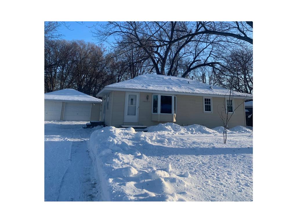 10657 Washington Boulevard NE, Blaine, MN, 55434 | MLS: 6269568 | Edina ...