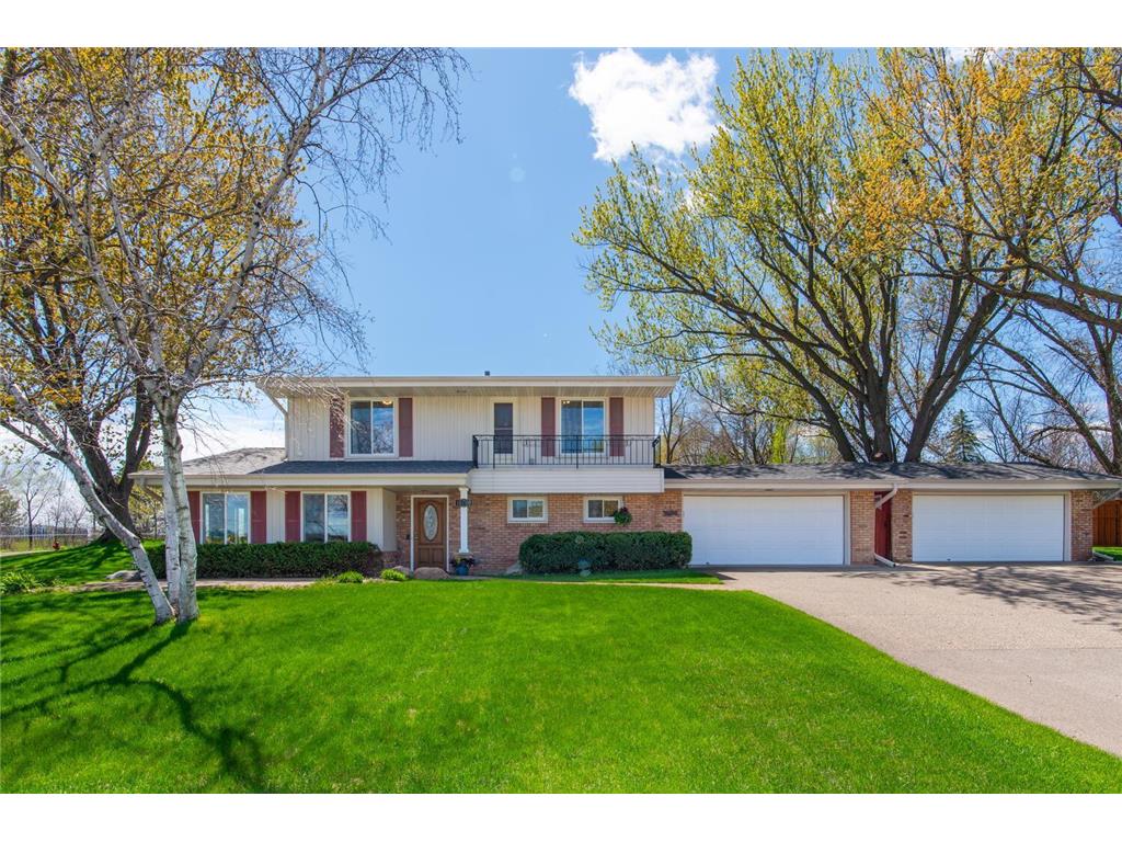 10700 River Terrace, Bloomington, MN, 55431 | MLS: 6526872 | Edina Realty