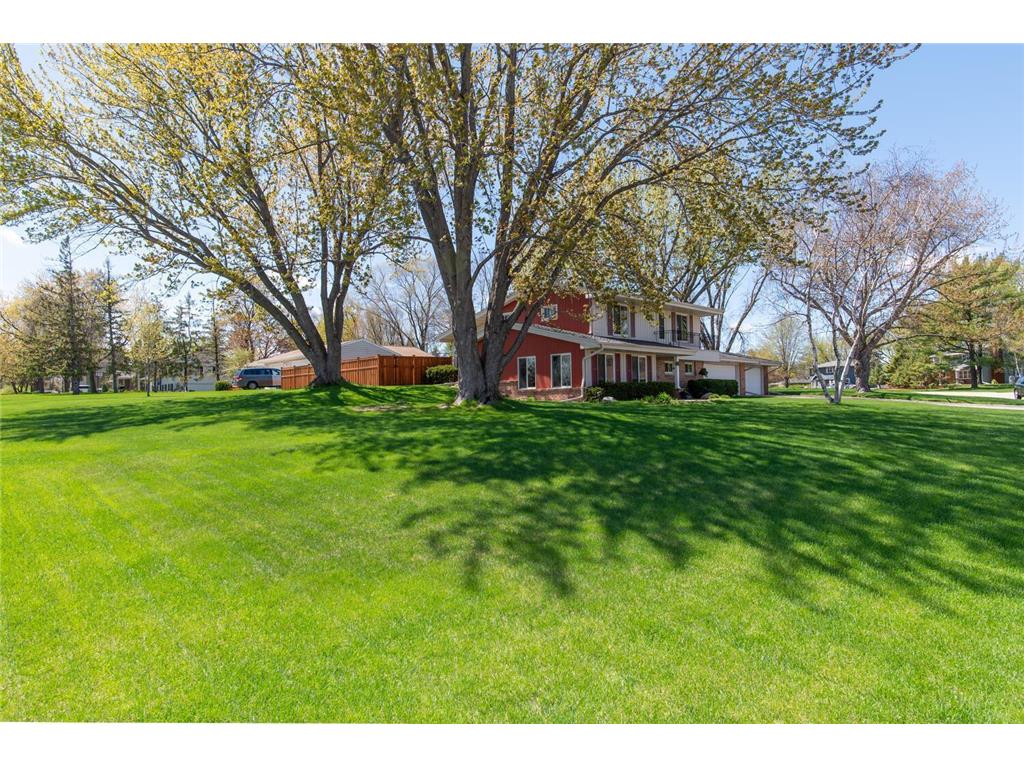 10700 River Terrace, Bloomington, MN, 55431 | MLS: 6526872 | Edina Realty