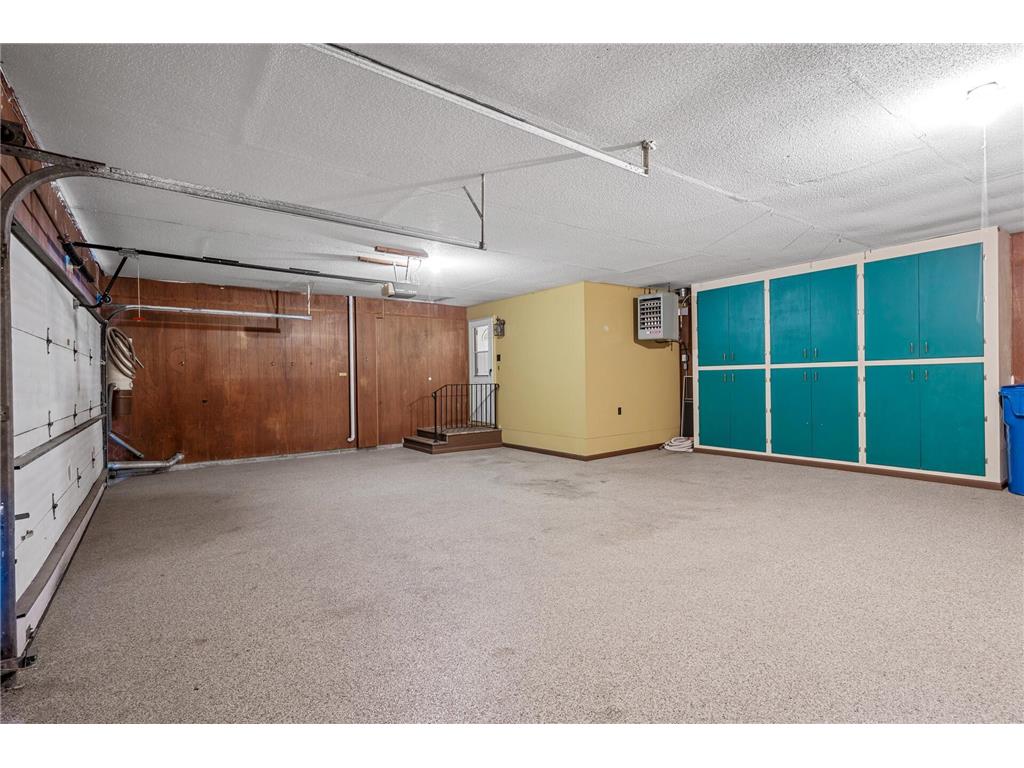 10701 Hopkins Road, Bloomington, MN, 55420 | MLS: 6727431 | Edina Realty