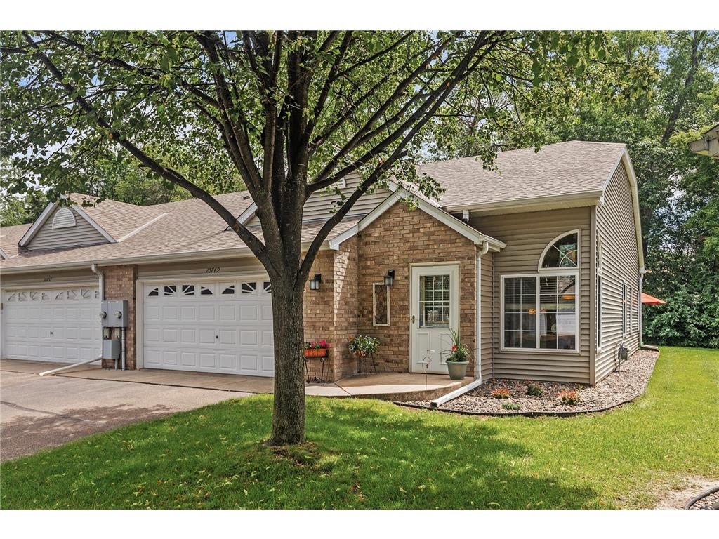 10749 Tamarack Circle NW, Coon Rapids, MN, 55433 | MLS: 6560365 | Edina ...
