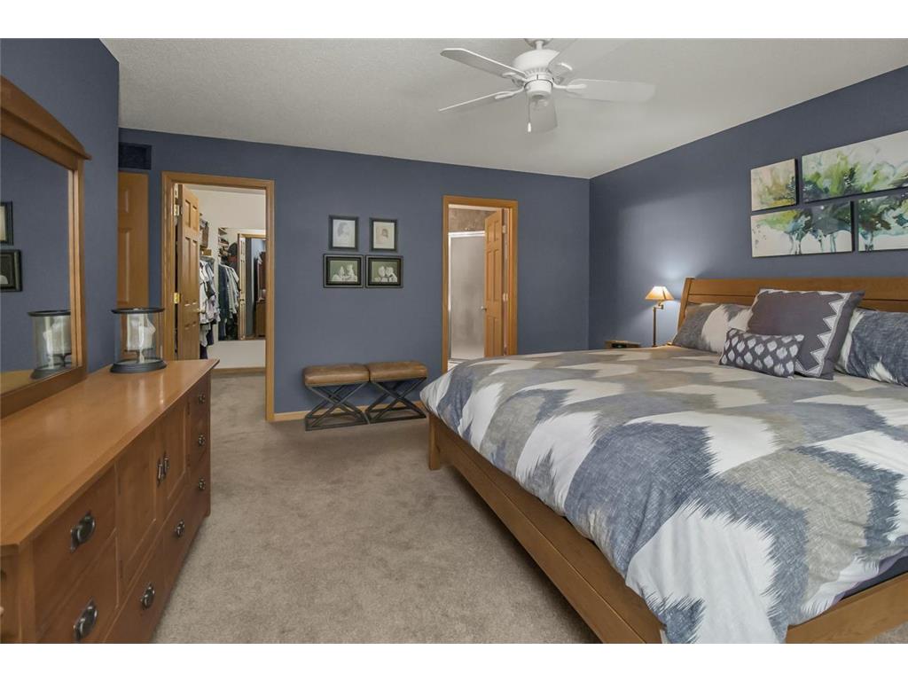 10787 Alison Way, Inver Grove Heights, MN, 55077 | MLS: 6805553 | Edina ...