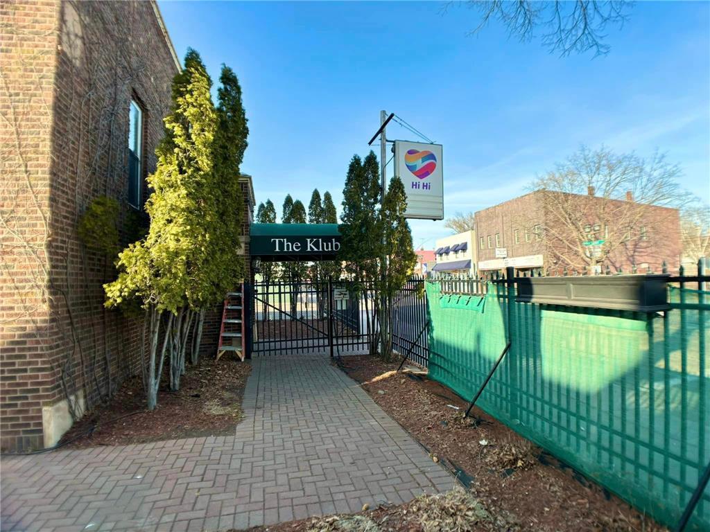 1079 Rice Street, Saint Paul, MN, 55117 | MLS: 6672059 | Edina Realty