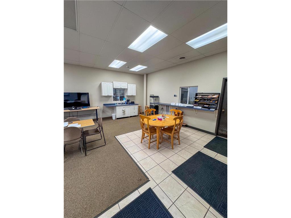 108 Woodlake Drive SE, Rochester, MN, 55904 | MLS: 6528293 | Edina Realty