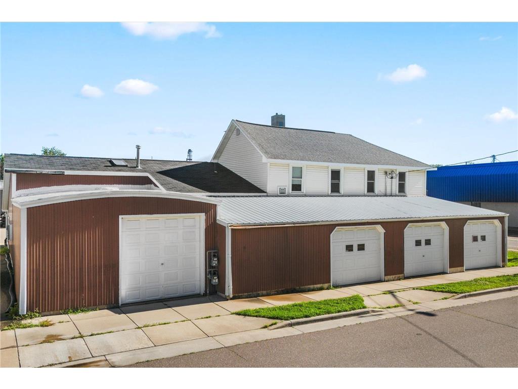 1080 10th Avenue, Baldwin, WI, 54002 | MLS: 6566009 | Edina Realty