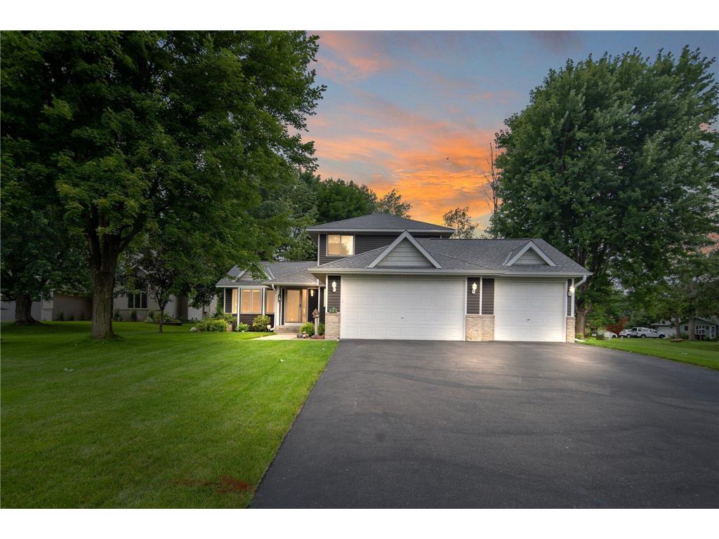 10855 Mississippi Drive N, Brooklyn Park, MN, 55443 | MLS: 6561163 ...