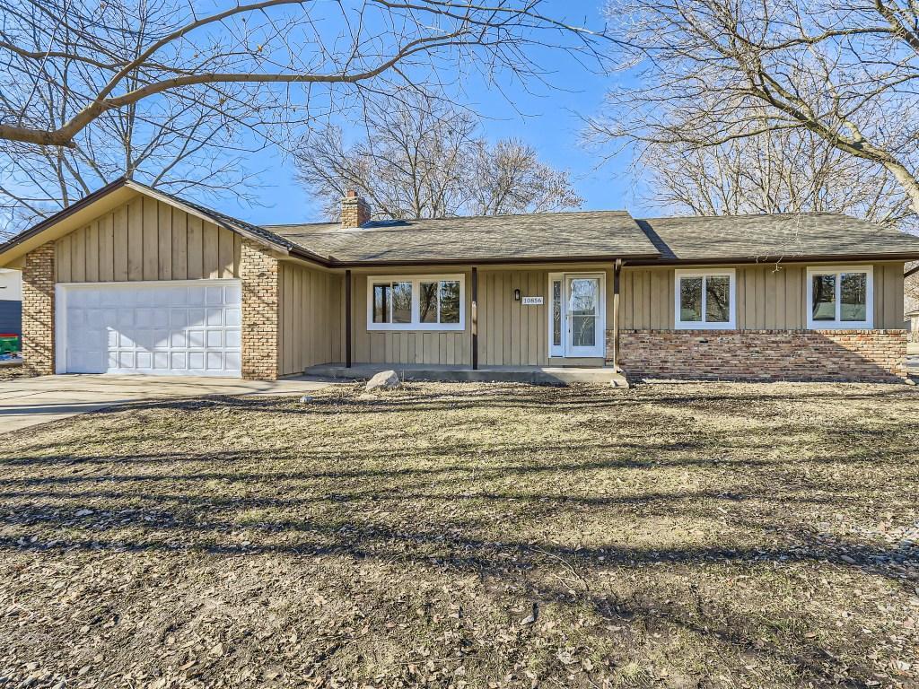 10856 Crooked Lake Boulevard NW, Coon Rapids, MN, 55433 | MLS: 6484919 ...