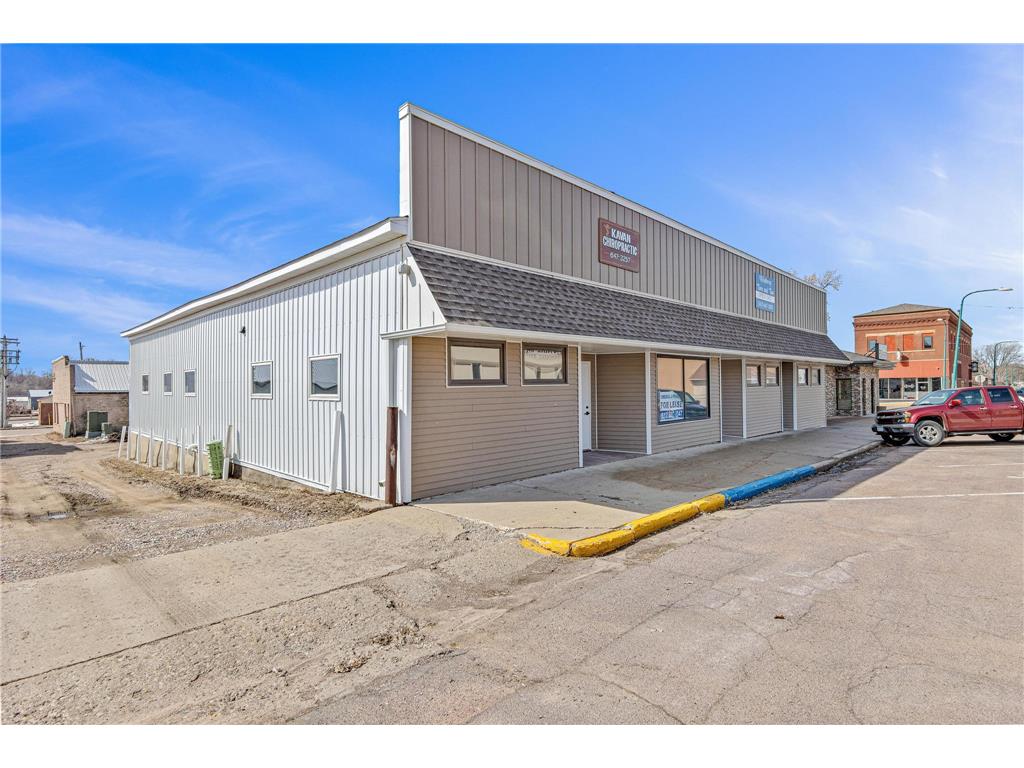 109 E 2nd Street, Winthrop, MN, 55396 | MLS: 9095178 | Edina Realty